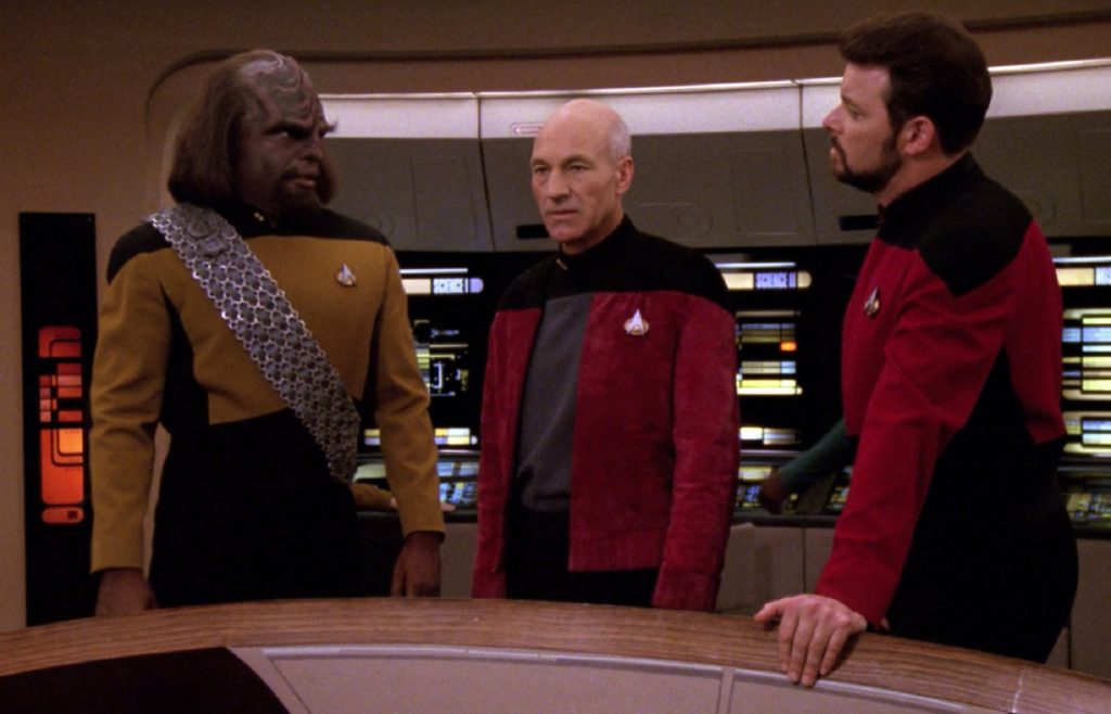 The TNG-era Uniform Paradigm - Star Trek Costume Guide