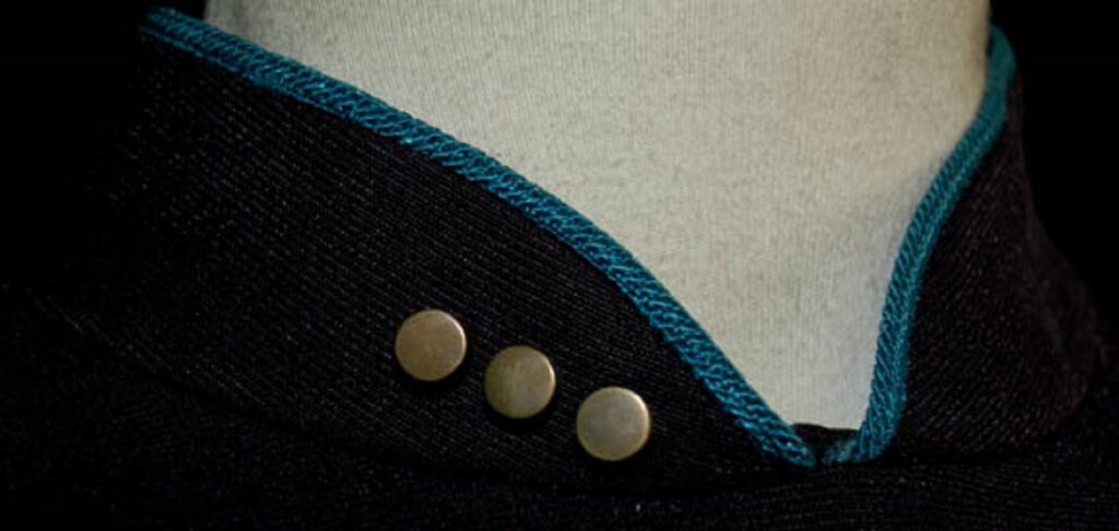 TNG Jumpsuit Tutorial – Back-zipping Styles - Star Trek Costume Guide