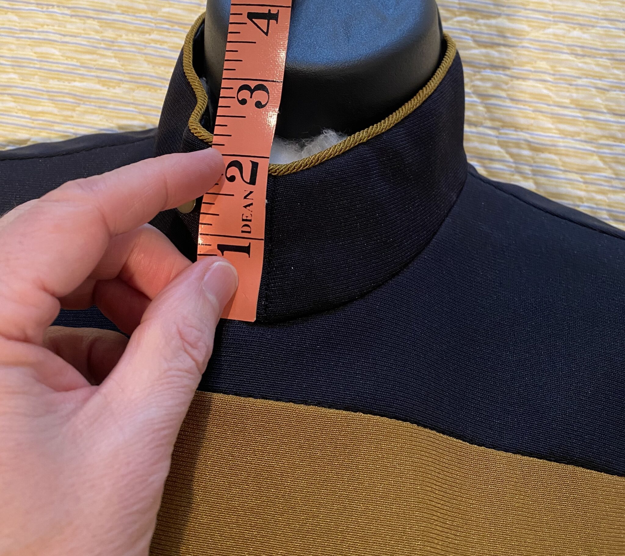 TNG Jumpsuit Tutorial – Back-zipping Styles - Star Trek Costume Guide