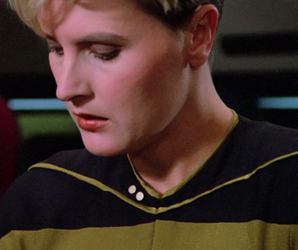 TNG Jumpsuit Analysis – Season 1 – Yoke - Star Trek Costume Guide