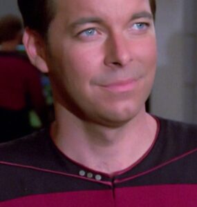 TNG Jumpsuit Analysis – Season 1 – Necklines - Star Trek Costume Guide