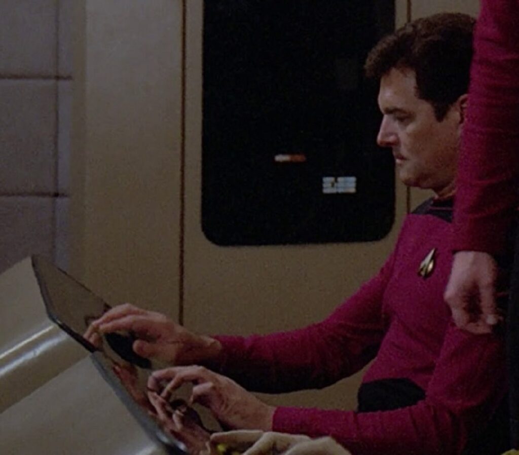 TNG Jumpsuit Analysis – Season 1 – Division Colors - Star Trek Costume ...