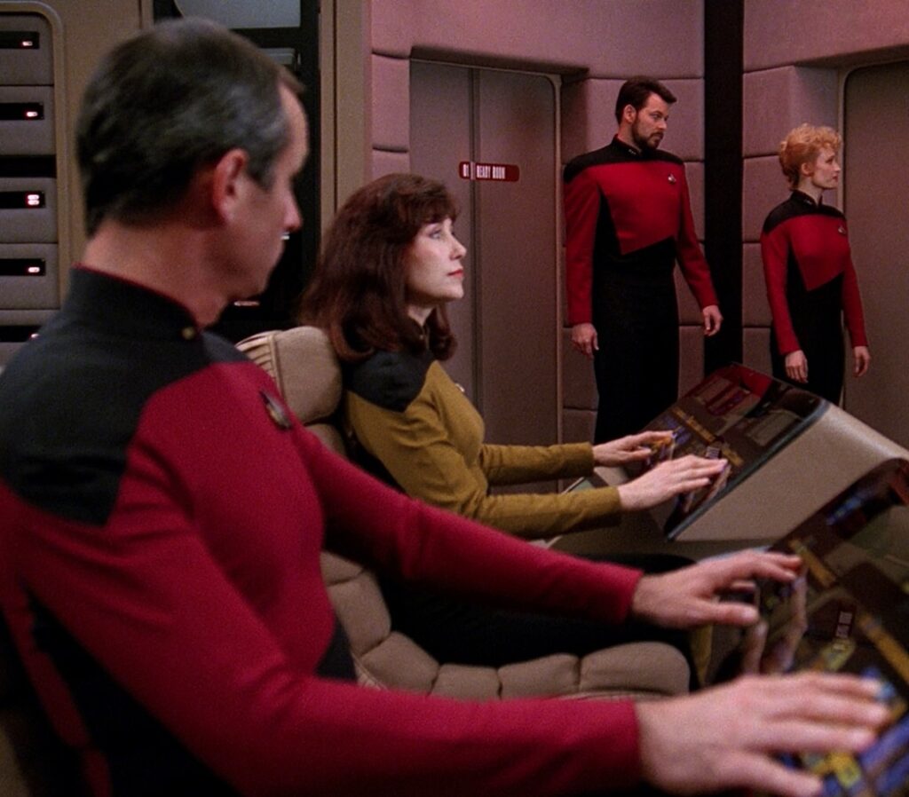 TNG Jumpsuit Analysis – Season 3 Onward – Division Colors - Star Trek ...