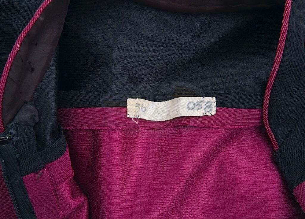 TNG Jumpsuit Analysis – Season 3 Onward – Fabric and Fit - Star Trek Costume Guide