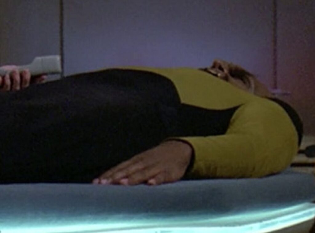 TNG Jumpsuit Analysis – Phasers and Tricorders - Star Trek Costume Guide