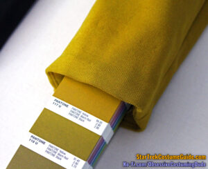 Screen-used Ensign Sito TNG Jumpsuit Examination - Star Trek Costume Guide