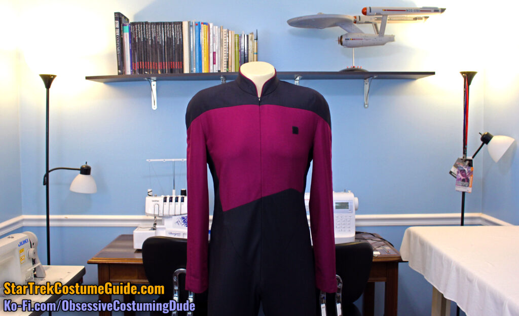 Screen-used Men's TNG Skant - Reference Photos - Star Trek Costume Guide